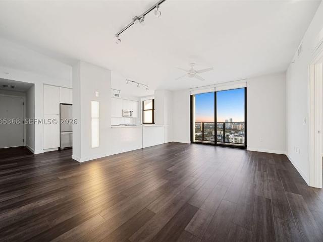 Luxury apartment complex for rent in Fort Lauderdale, Florida