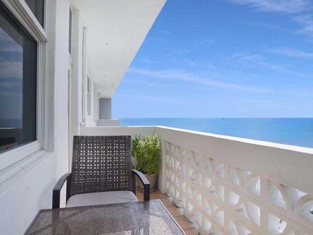 Luxury apartment complex for rent in Fort Lauderdale, Florida