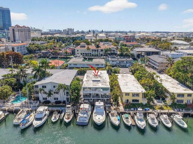 Luxury apartment complex for rent in Fort Lauderdale, Florida