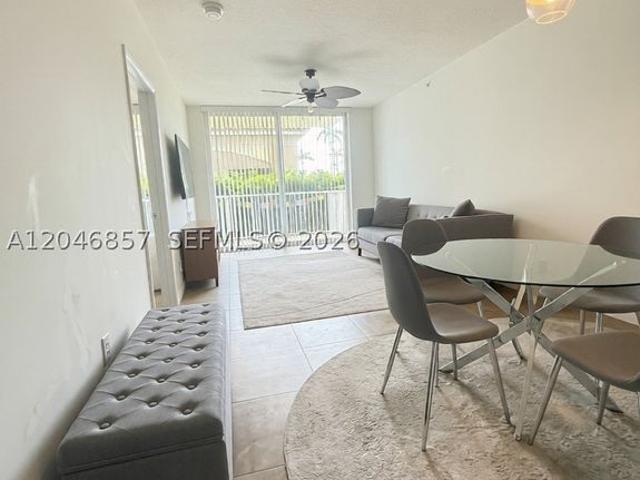Luxury apartment complex for rent in Fort Lauderdale, Florida