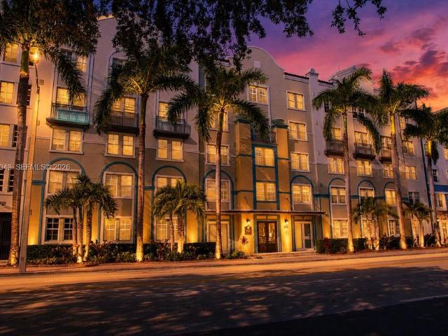 Luxury apartment complex for rent in Fort Lauderdale, Florida
