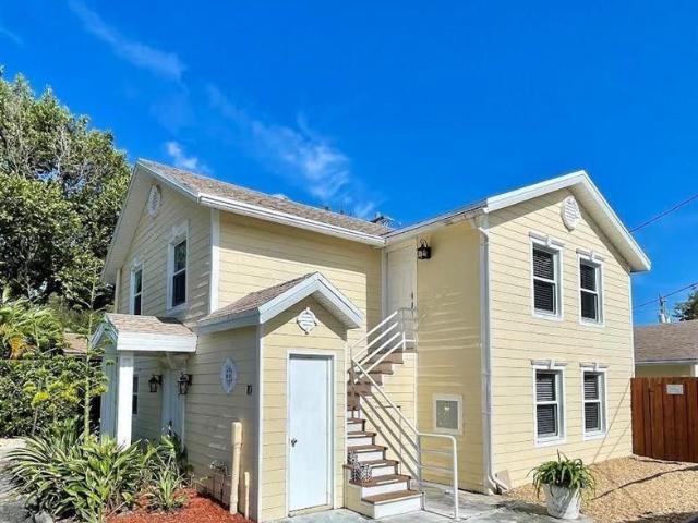 Luxury apartment complex for rent in Fort Lauderdale, Florida