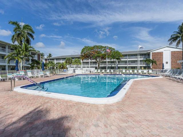 Luxury apartment complex for rent in Fort Lauderdale, Florida