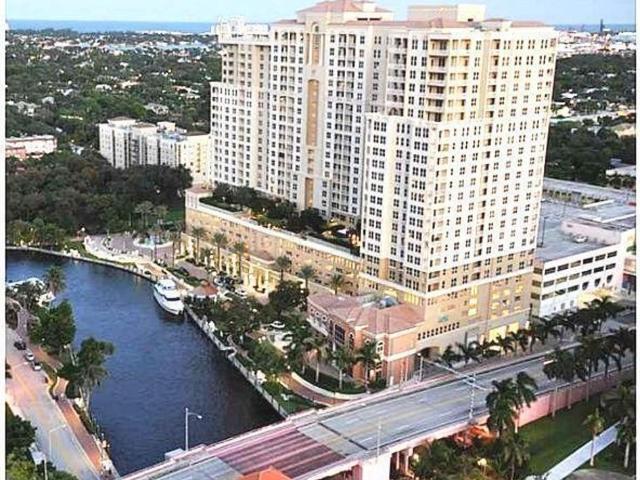 Luxury apartment complex for rent in Fort Lauderdale, Florida