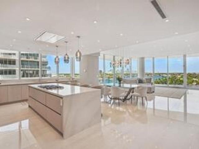 Luxury apartment complex for rent in Fort Lauderdale, Florida