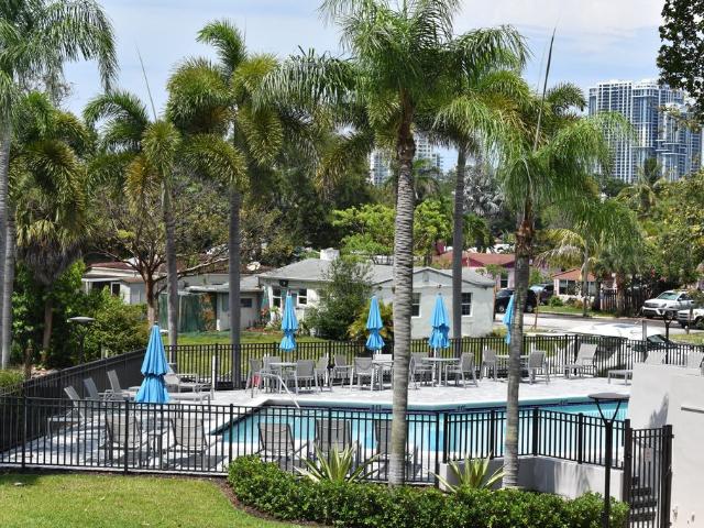 Luxury apartment complex for rent in Fort Lauderdale, Florida