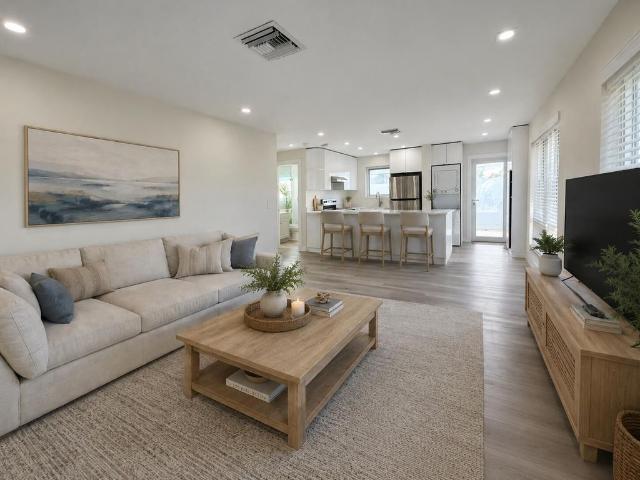Luxury apartment complex for rent in Fort Lauderdale, Florida