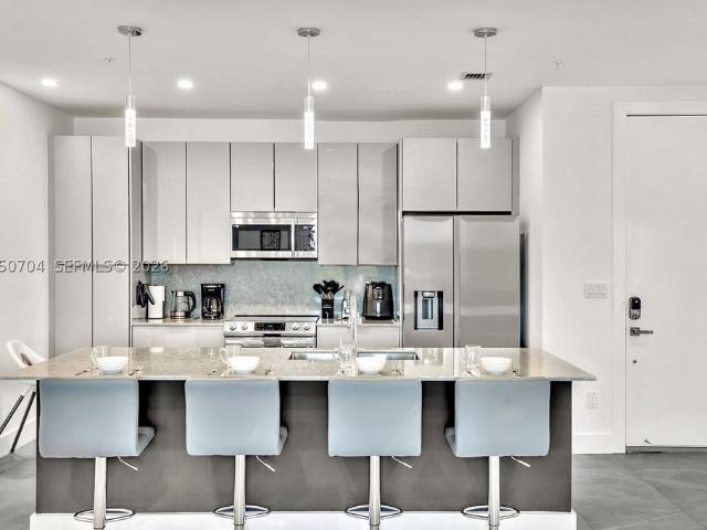 Luxury apartment complex for rent in Fort Lauderdale, Florida