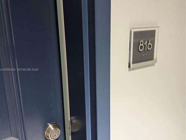 Luxury apartment complex for rent in Fort Lauderdale, Florida