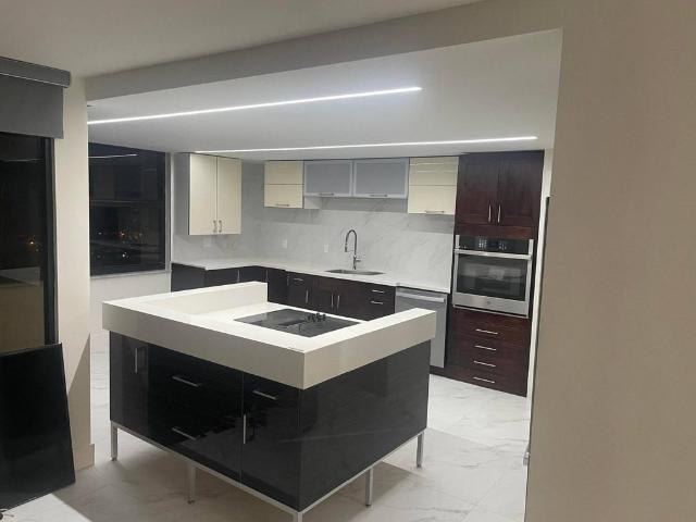 Luxury apartment complex for rent in Fort Lauderdale, Florida