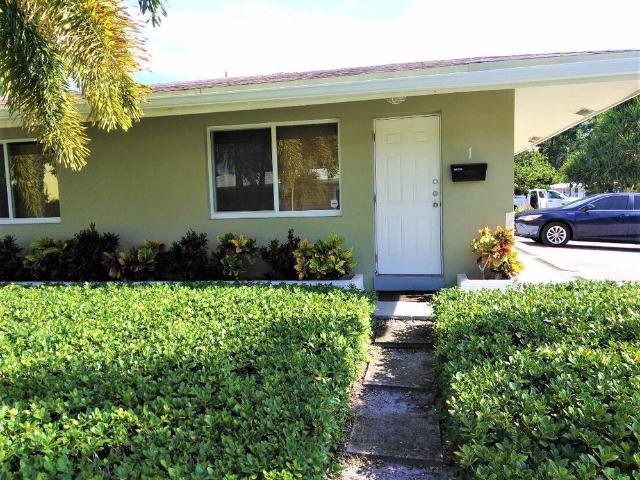 Luxury apartment complex for rent in Fort Lauderdale, United States