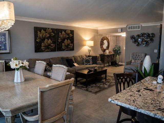 Luxury apartment complex for rent in Fort Lauderdale, United States