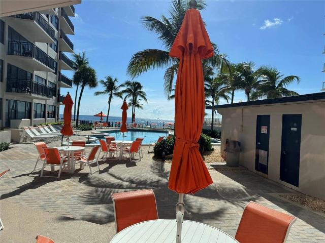 Luxury apartment complex for rent in Fort Lauderdale, United States