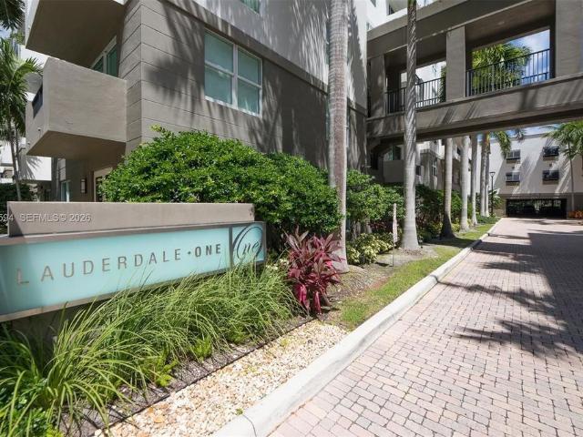 Luxury apartment complex for rent in Fort Lauderdale, United States