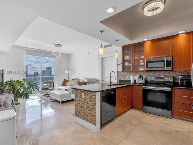 Luxury apartment complex for rent in Fort Lauderdale, United States