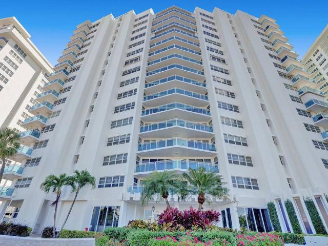 Luxury apartment complex for rent in Fort Lauderdale, United States