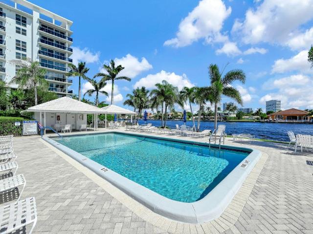 Luxury apartment complex for rent in Fort Lauderdale, United States