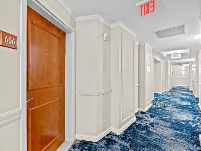 Luxury apartment complex for rent in Fort Lauderdale, United States