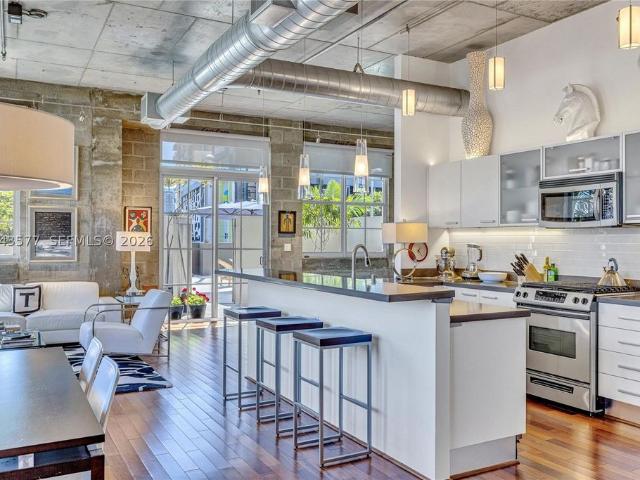 Luxury apartment complex for rent in Fort Lauderdale, United States