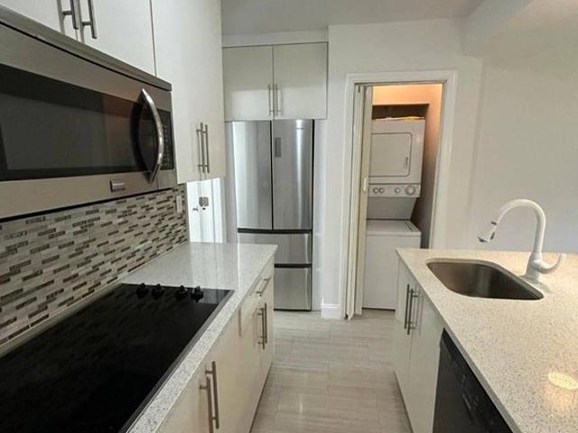 Luxury apartment complex for rent in Fort Lauderdale, United States