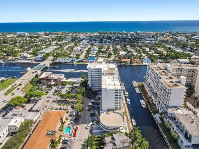 Luxury apartment complex for rent in Fort Lauderdale, United States