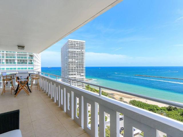 Luxury apartment complex for rent in Fort Lauderdale, United States