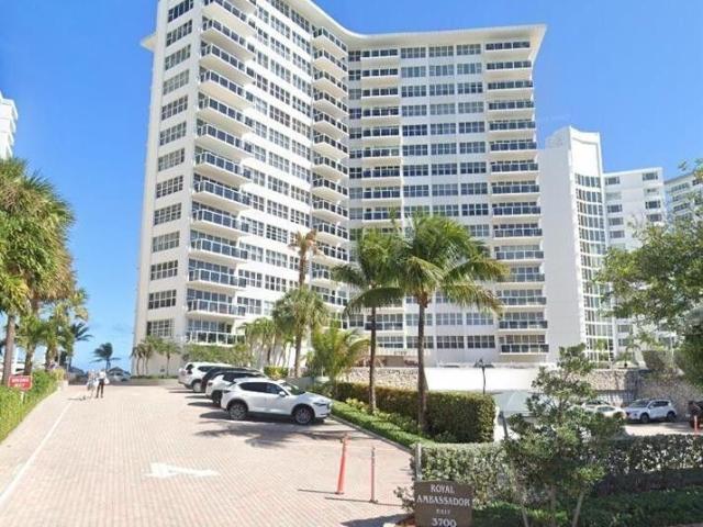 Luxury apartment complex for rent in Fort Lauderdale, United States