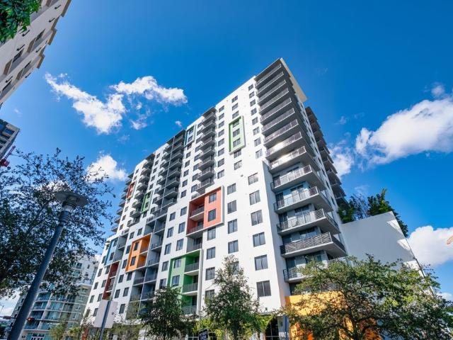 Luxury apartment complex for rent in Fort Lauderdale, United States