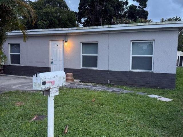 Luxury apartment complex for rent in Fort Lauderdale, United States