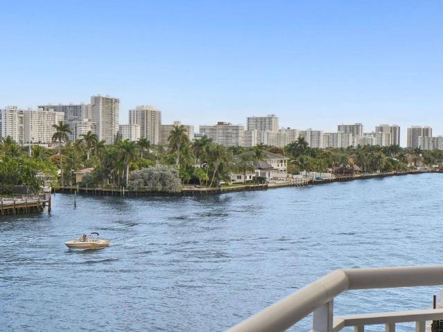 Luxury apartment complex for rent in Fort Lauderdale, United States