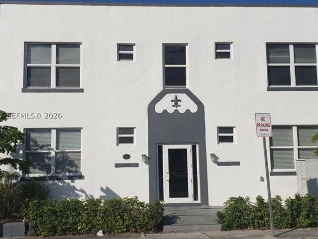 Luxury apartment complex for rent in Fort Lauderdale, United States