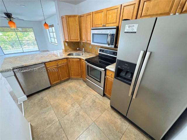 Luxury apartment complex for rent in Fort Lauderdale, United States