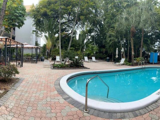 Luxury apartment complex for rent in Fort Lauderdale, United States
