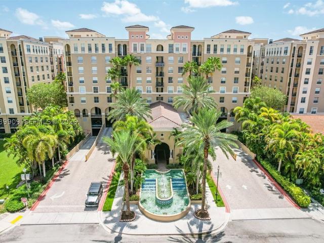 Luxury apartment complex for rent in Fort Lauderdale, United States