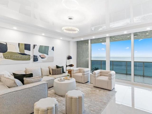Luxury apartment complex for rent in Fort Lauderdale, United States
