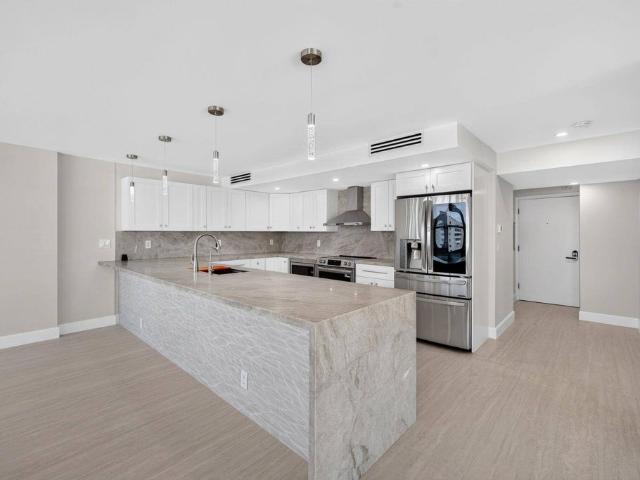 Luxury apartment complex for rent in Fort Lauderdale, United States
