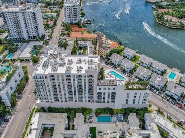 Luxury apartment complex for rent in Fort Lauderdale, United States