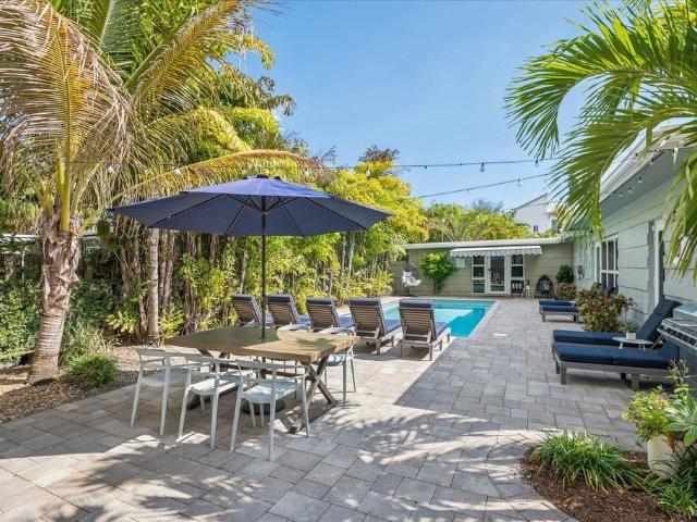 Luxury apartment complex for rent in Fort Lauderdale, United States