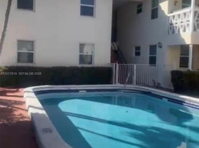 Luxury apartment complex for rent in Fort Lauderdale, United States