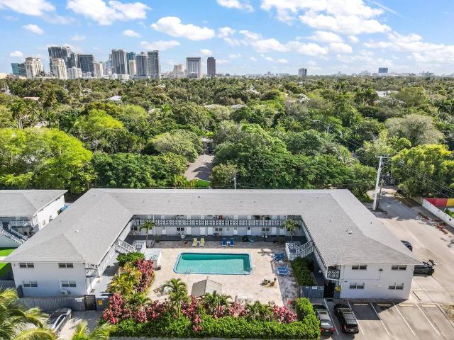 Luxury apartment complex for rent in Fort Lauderdale, United States
