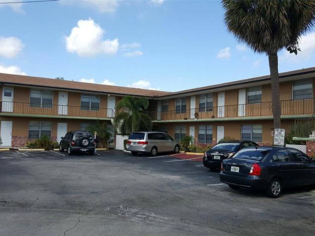 Luxury apartment complex for rent in Fort Lauderdale, United States