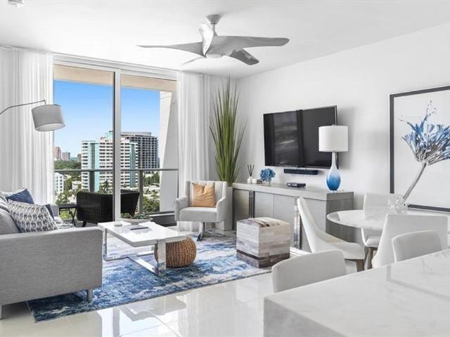 Luxury apartment complex for rent in Fort Lauderdale, Florida