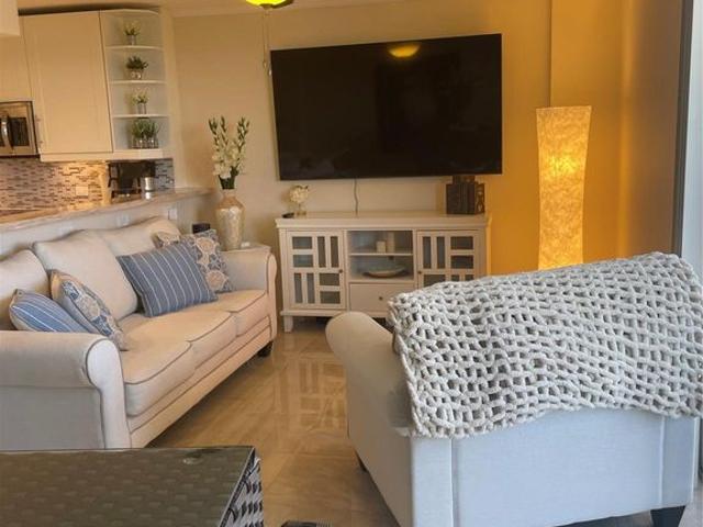 Luxury apartment complex for rent in Fort Lauderdale, United States
