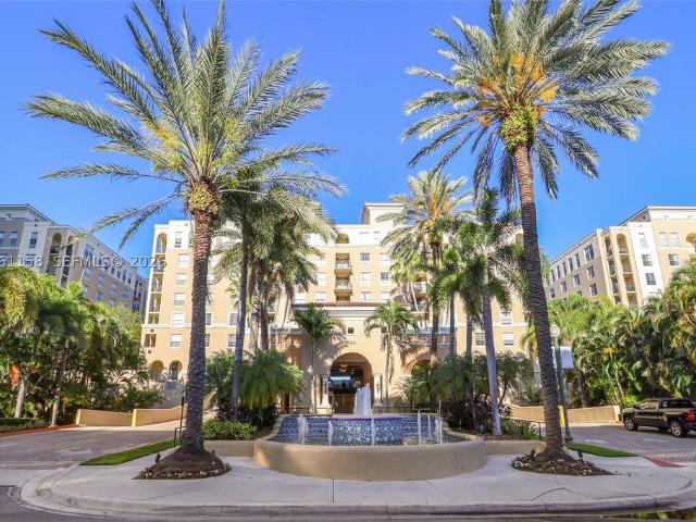 Luxury apartment complex for rent in Fort Lauderdale, United States