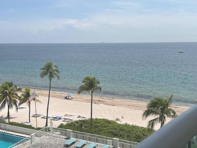 Luxury apartment complex for rent in Fort Lauderdale, United States