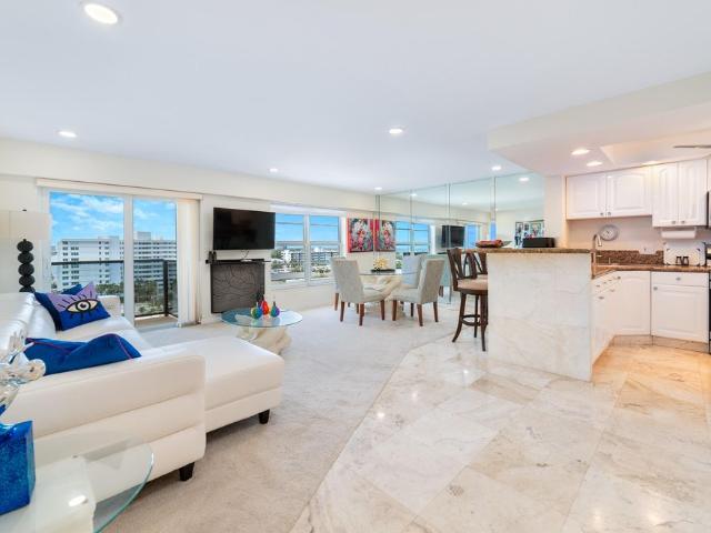 Luxury apartment complex for rent in Fort Lauderdale, United States