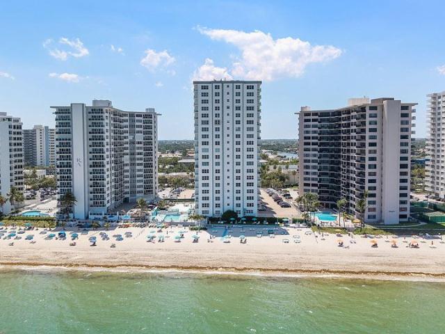 Luxury apartment complex for rent in Fort Lauderdale, United States