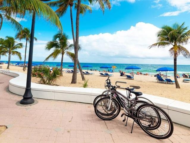 Luxury apartment complex for rent in Fort Lauderdale, United States