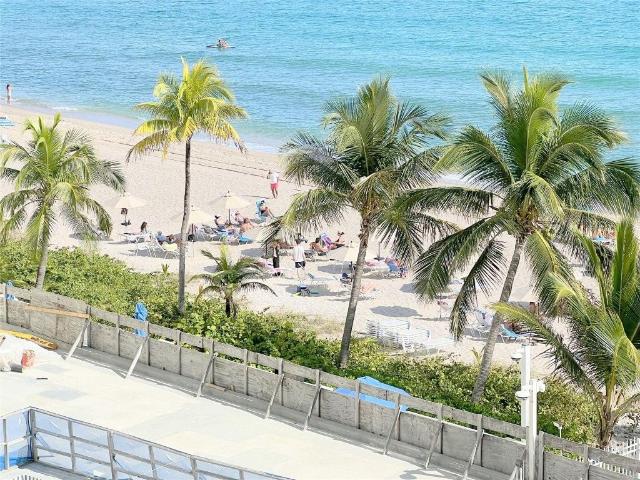 Luxury apartment complex for rent in Fort Lauderdale, United States