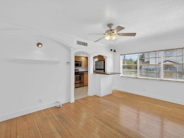 Luxury apartment complex for rent in Fort Lauderdale, United States